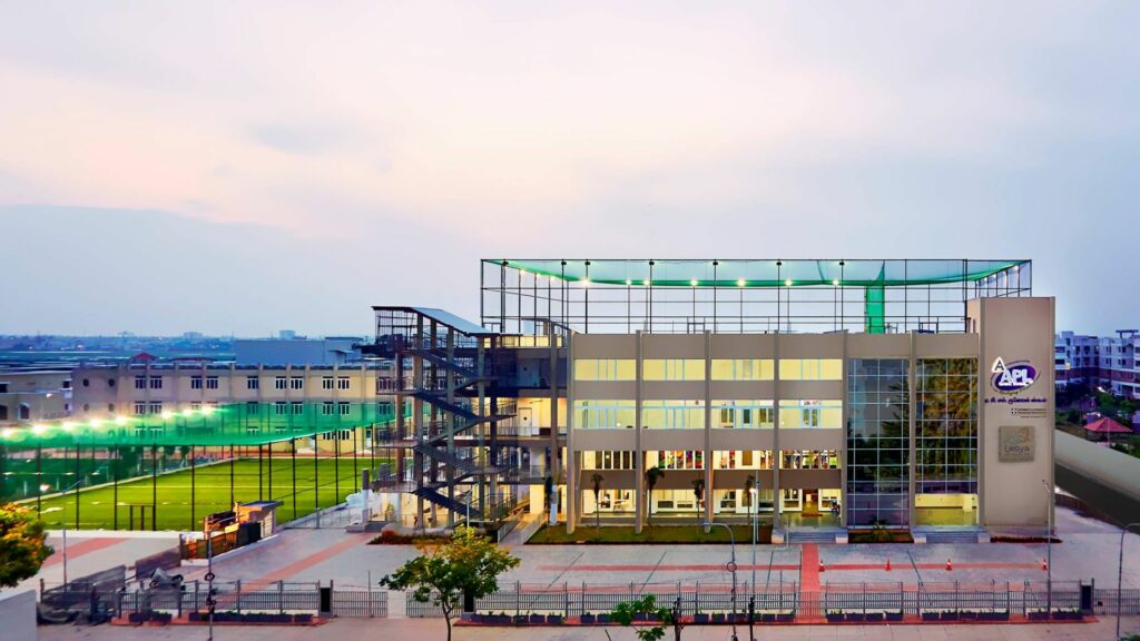 Our Experience | LoEstro